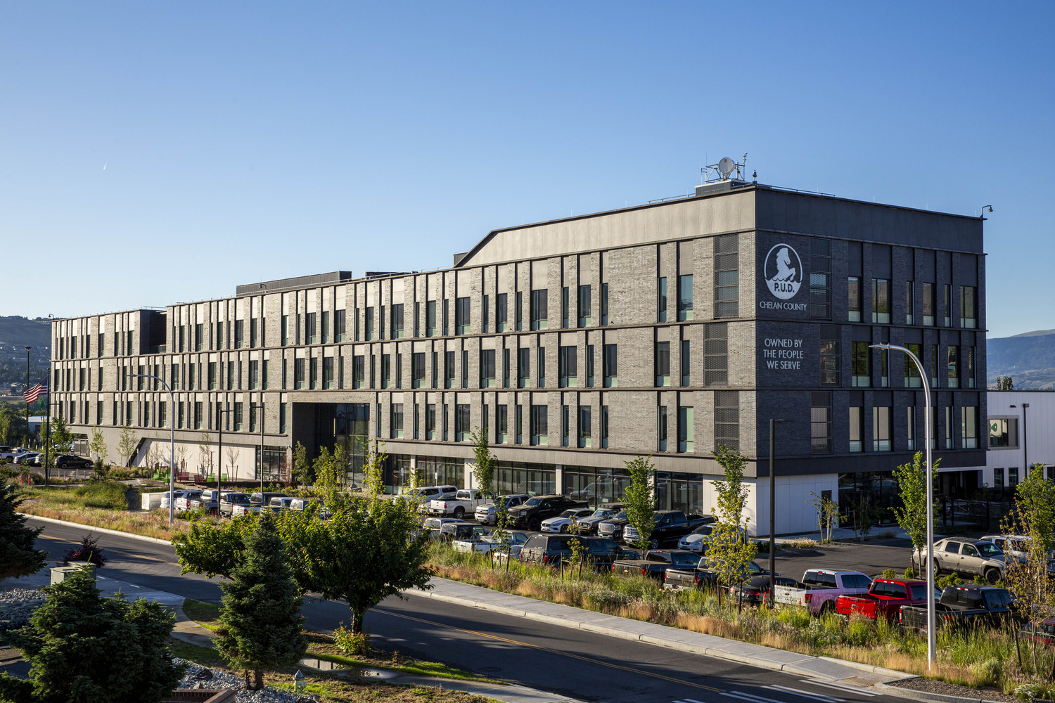 Chelan County Public Utility District Service Center — Absher